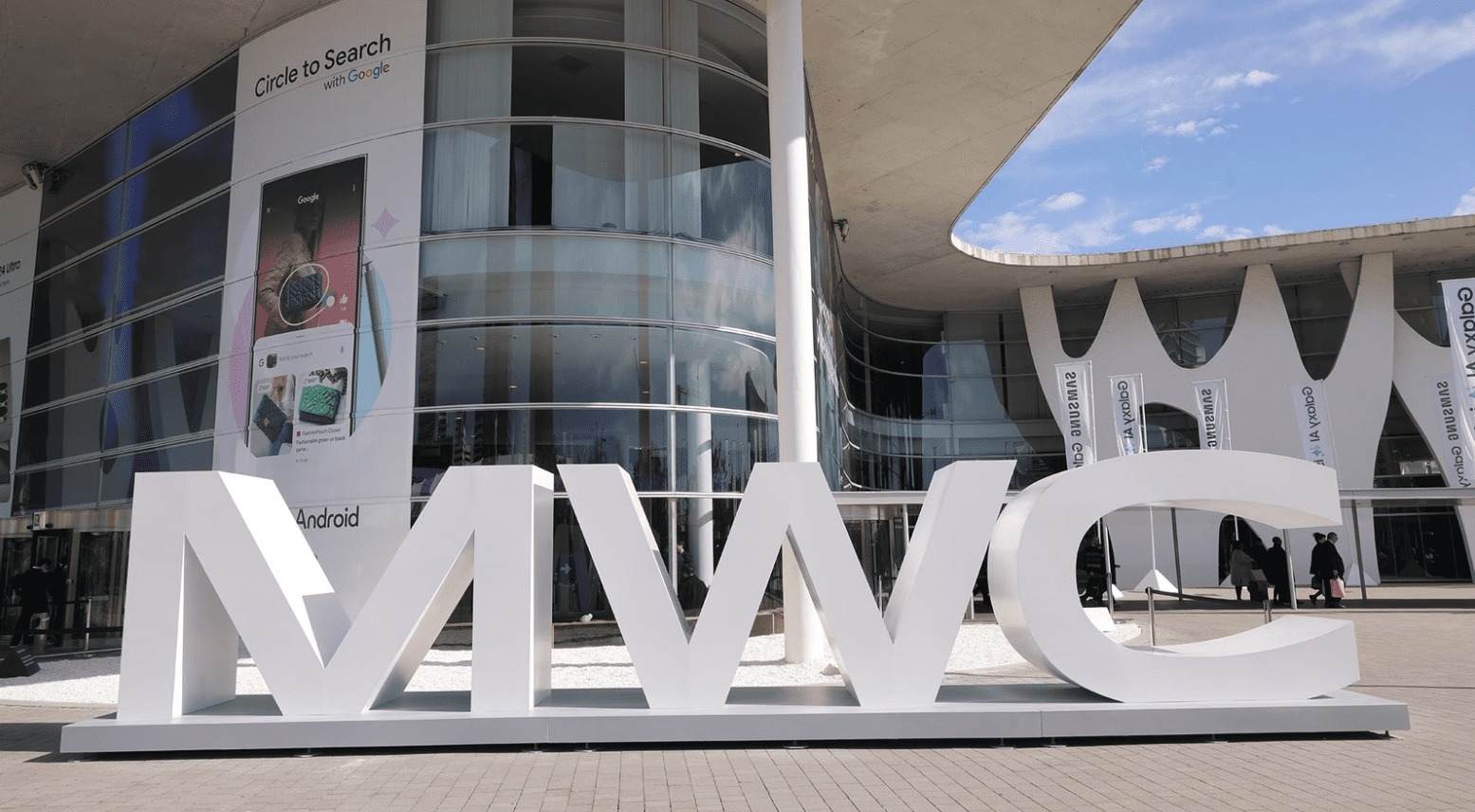 Por qué debes llevar un stand hecho a medida al Mobile World Congress